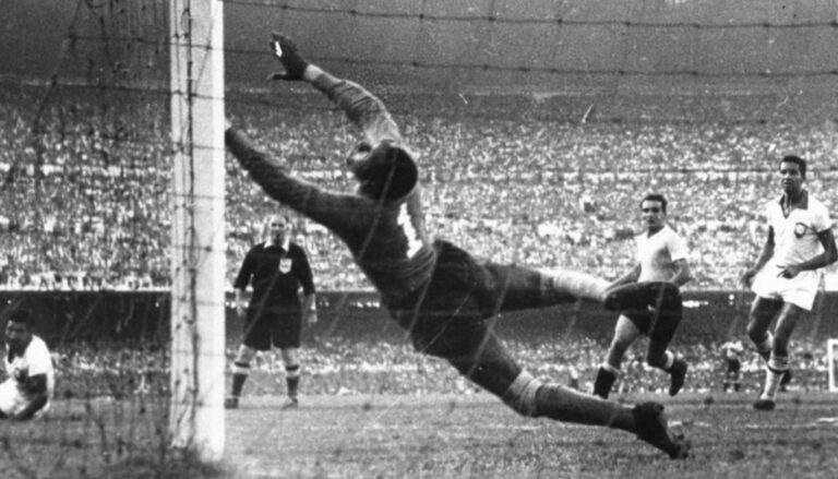 Best Brazilian Football Goalkeeper - List 10