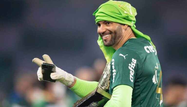 Best Brazilian Football Goalkeeper - List 10